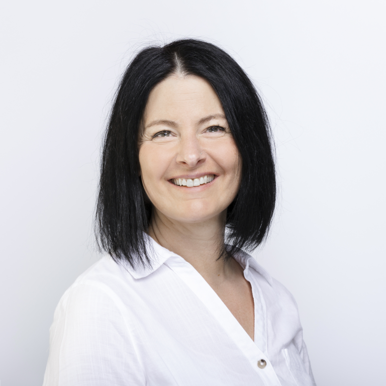 Halmágyi Ildikó Maitra